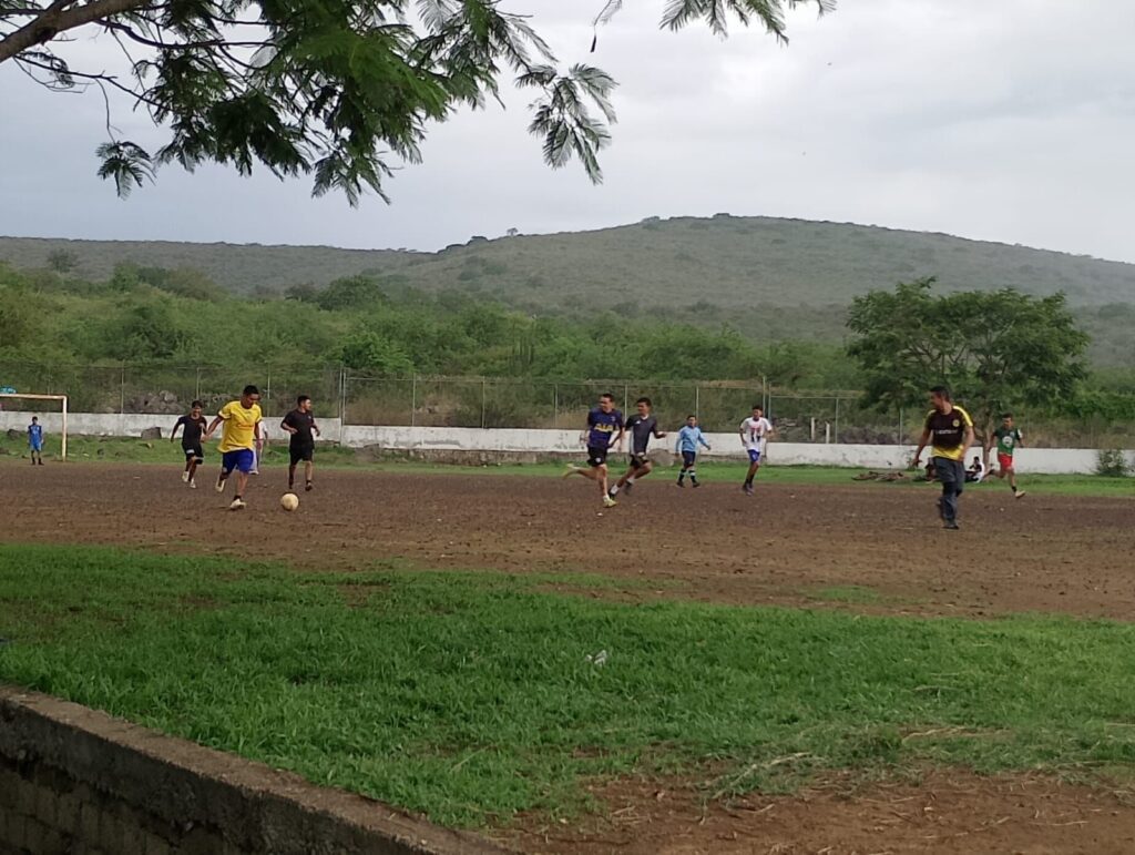 Festejan a papás de Ario de Rayón con torneo deportivo en el CEDECO 💙 ...